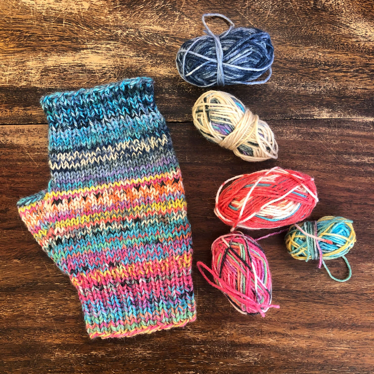 Thumbless Mittens Knitting Pattern