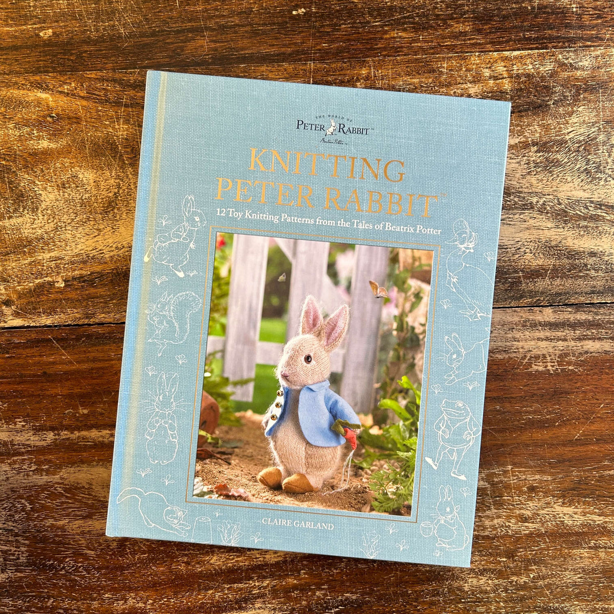 Knitting Peter Rabbit – The Woolly Brew