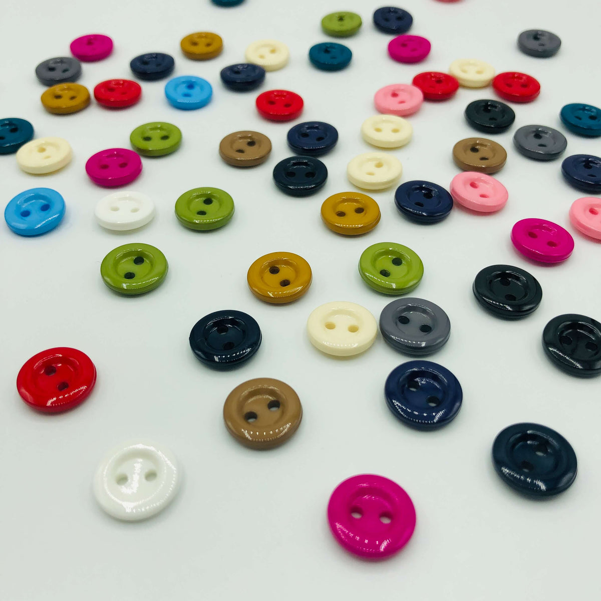 Chunky Plastic Buttons, 11mm, baby buttons made in Italy – The Woolly Brew
